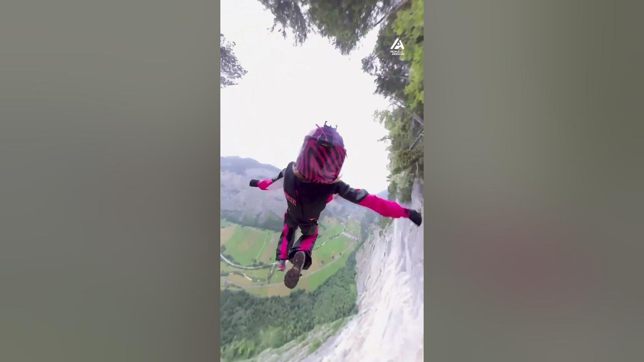 Person Performs Amazing Base Jumps across Spain - Mover.uz