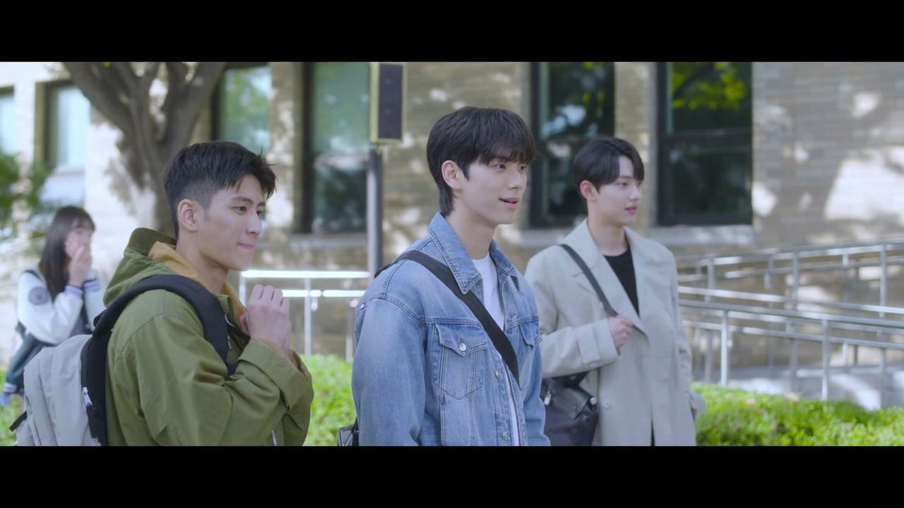 Quyoncha va Yigitlar 1-qism - Mover.uz