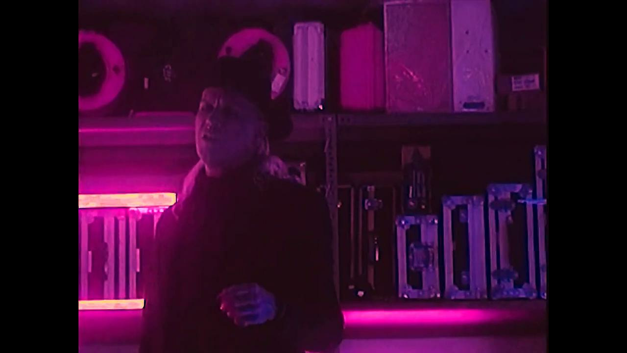 Chris Harms – Lunamor (Official Video 2025) - Mover.uz